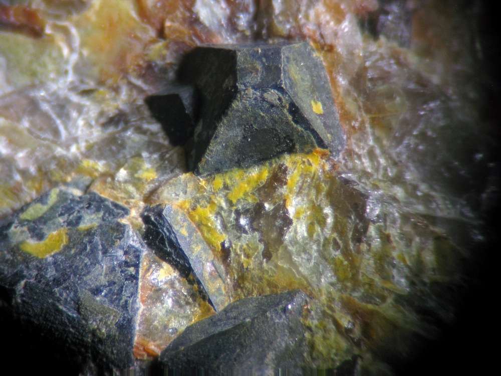 Uraninite gallery